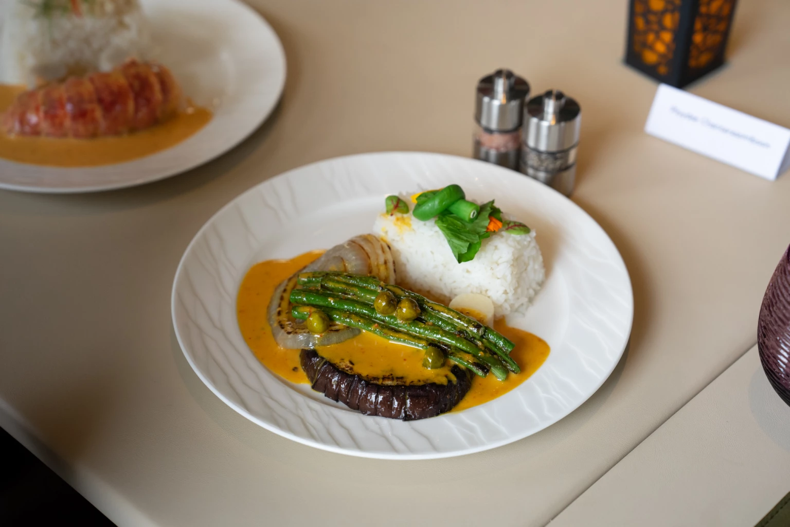 Qatar Airways launches exclusive First and Business Class menu by Thai ...