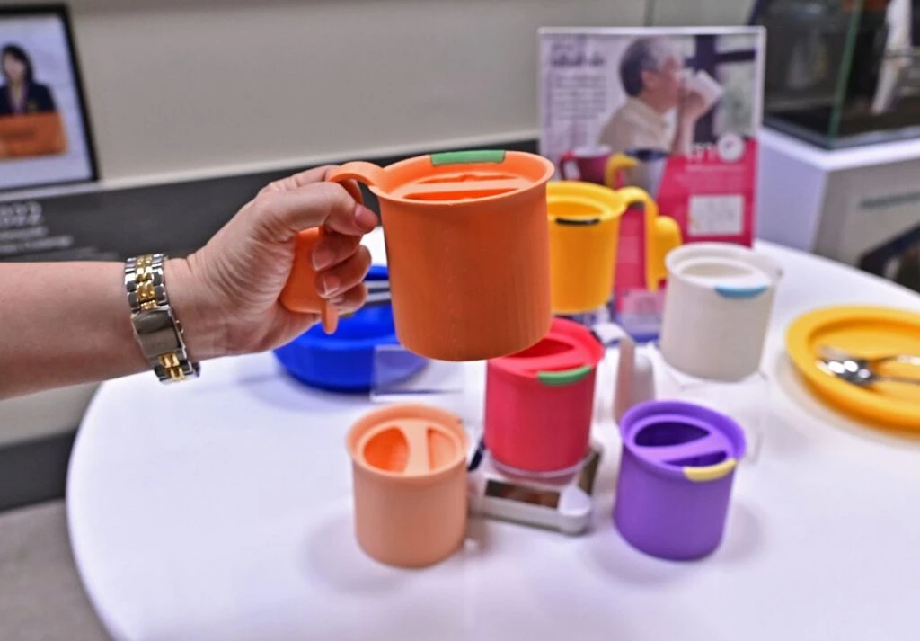 “Anti-Choke Mug”: Innovation for neuro patients to drink water confidently
