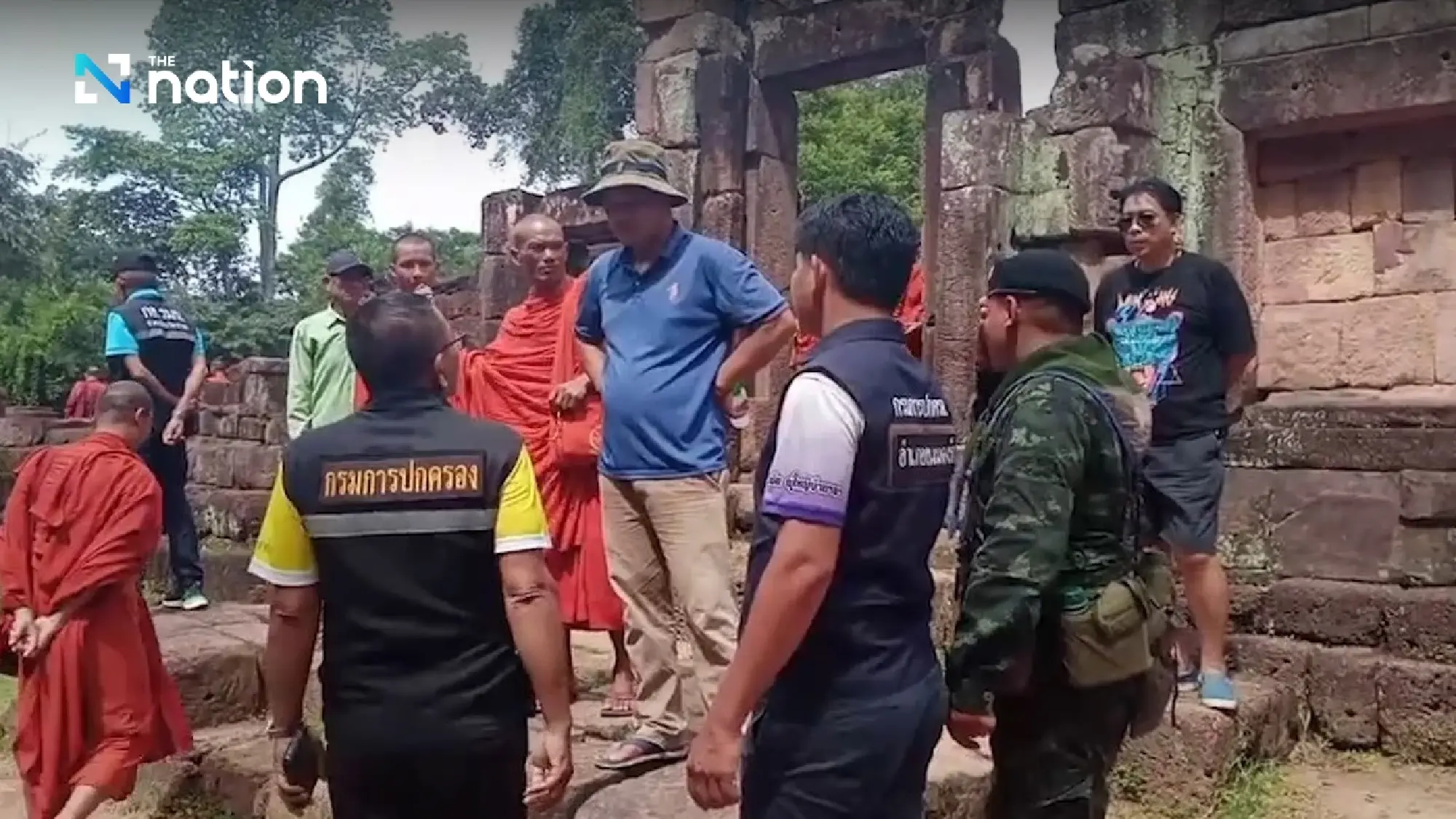 Cambodian nationals stage demonstrations at Ta Krabei and Ta Moan Thom temples