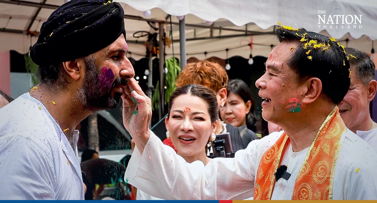Politicians grab limelight as Holi colour bombs Bangkok