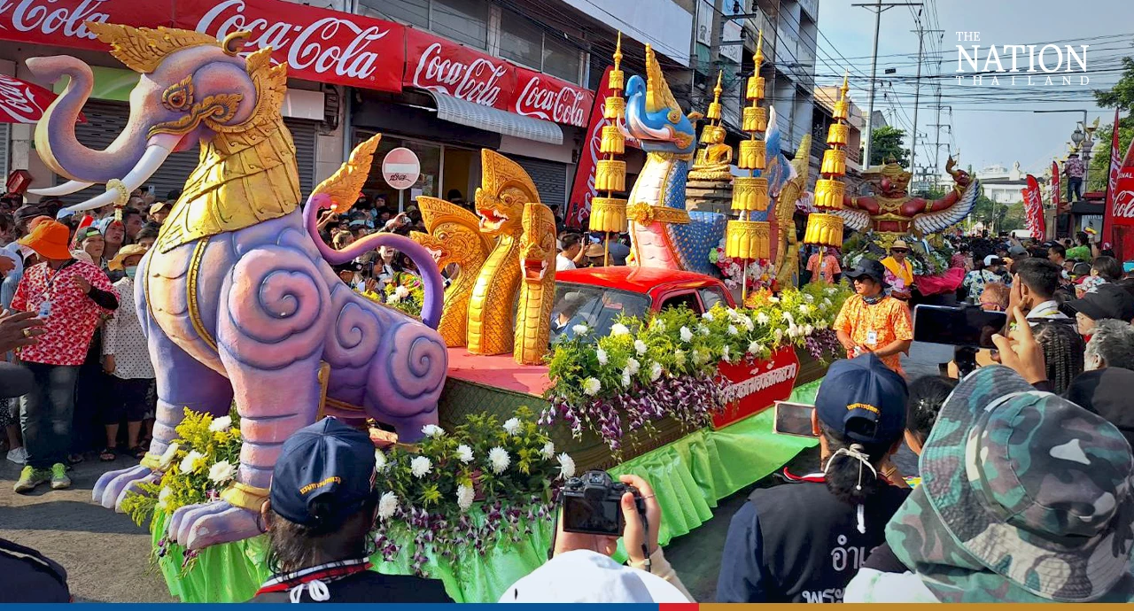 Beauty of old Mon Songkran traditions shines on Bangkok’s ‘green lung’