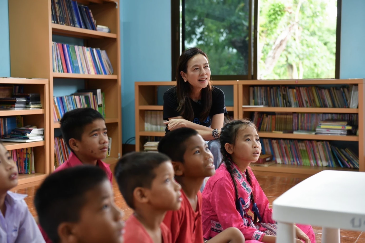 Madam Pang joins UNICEF on a special mission to visit migrant children ...