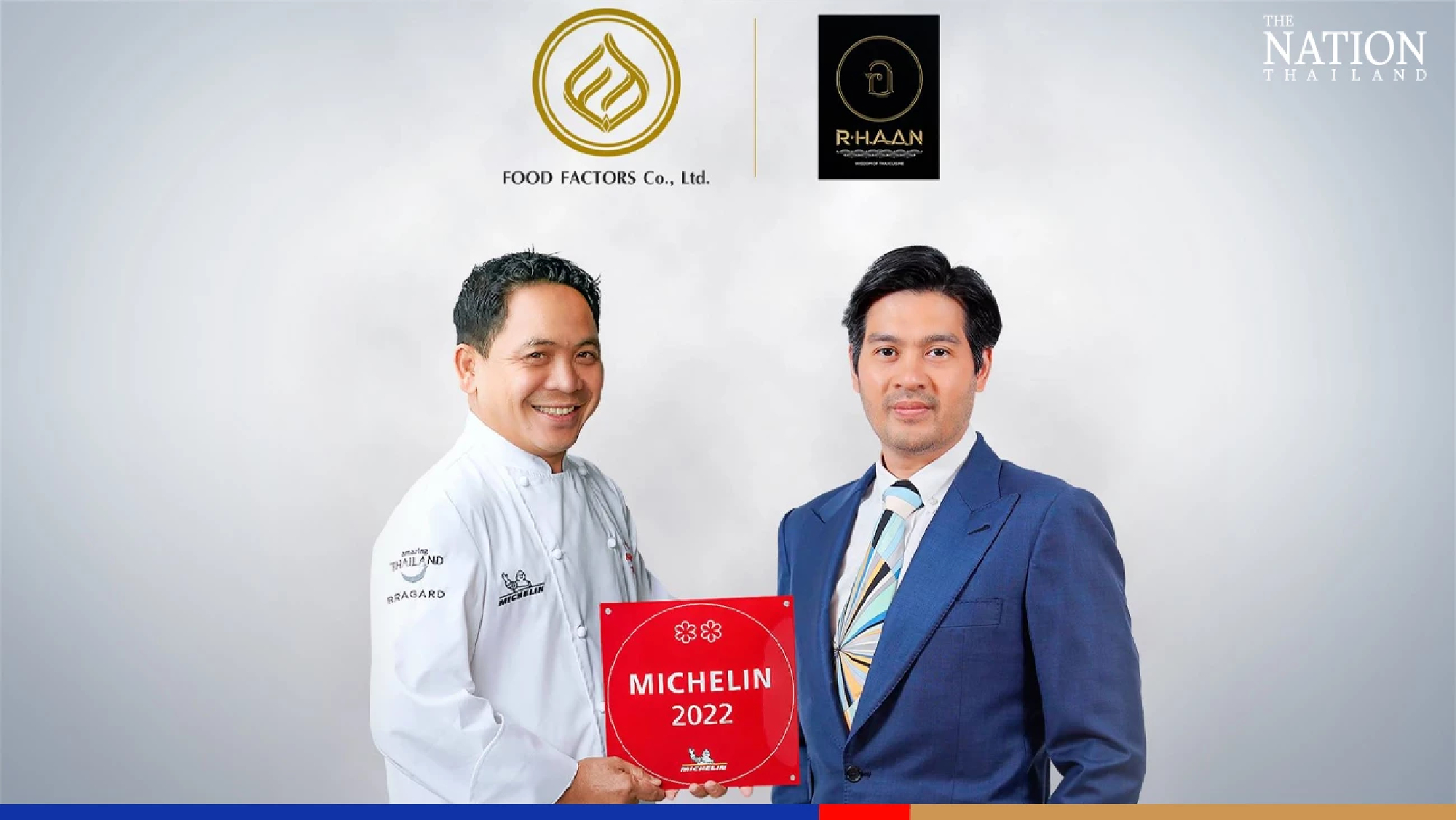 "Chef Chumpol" leads the team of the "R-HAAN" to create Thai menus for the APEC meeting of world ...