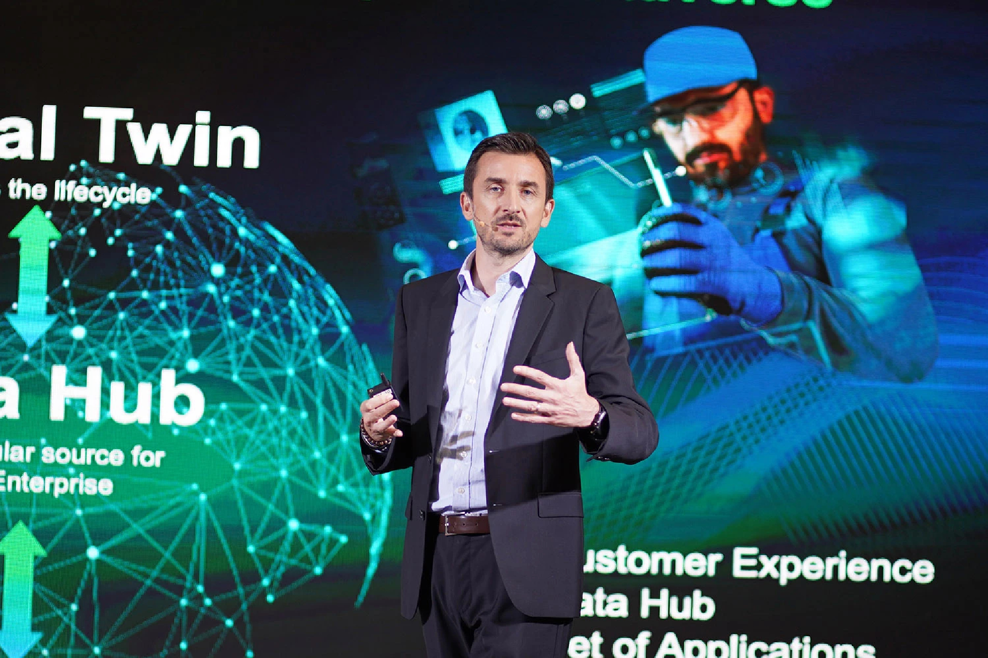 Schneider Electric makes strong case of energy-efficient technologies ...