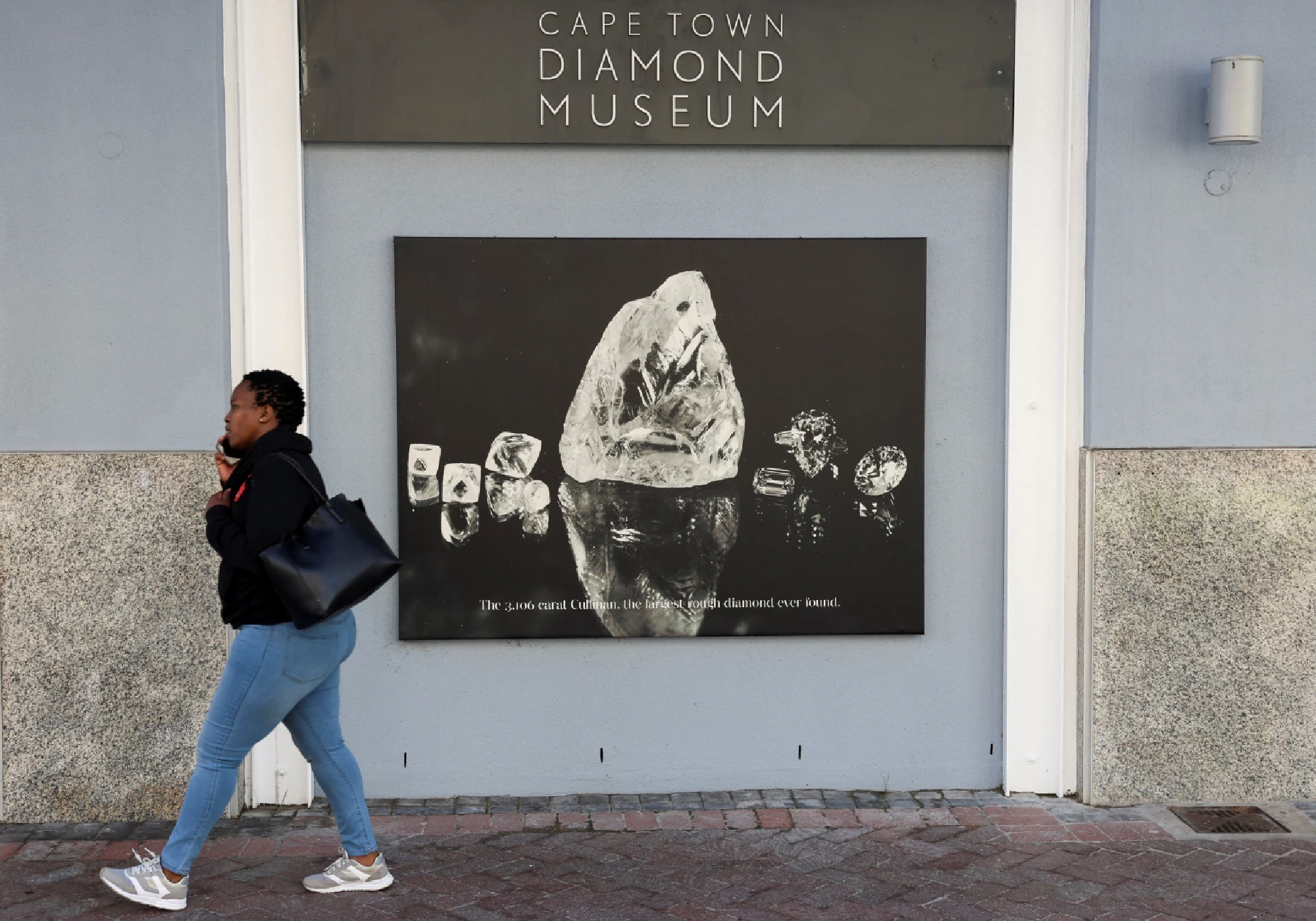South Africans call for UK to return diamonds set in crown jewels