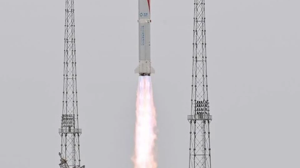 China sends world’s first methane rocket into orbit