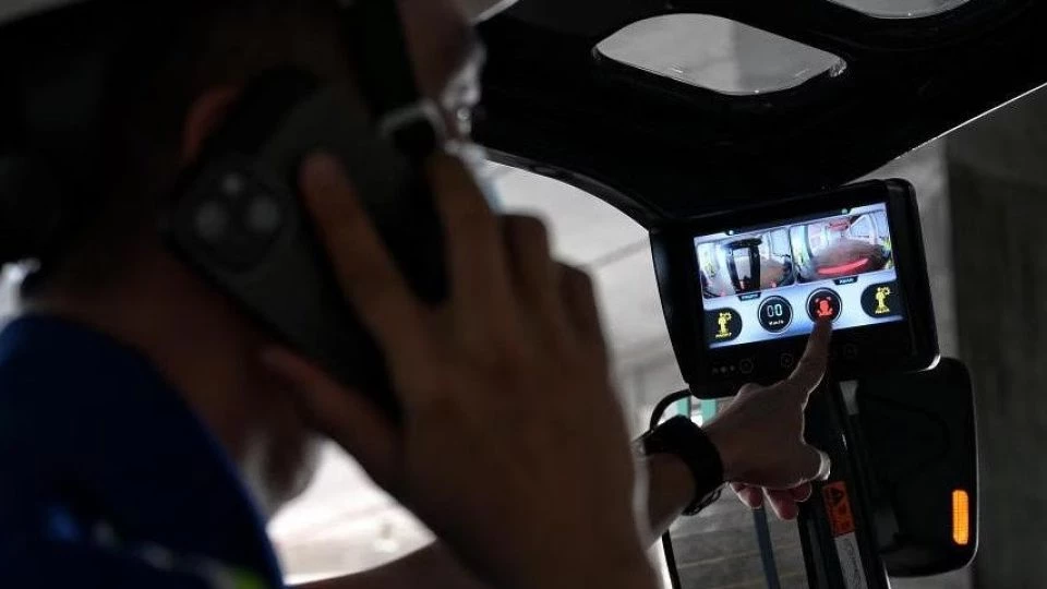 Logistics firm in Singapore taps AI-powered forklift to improve ...