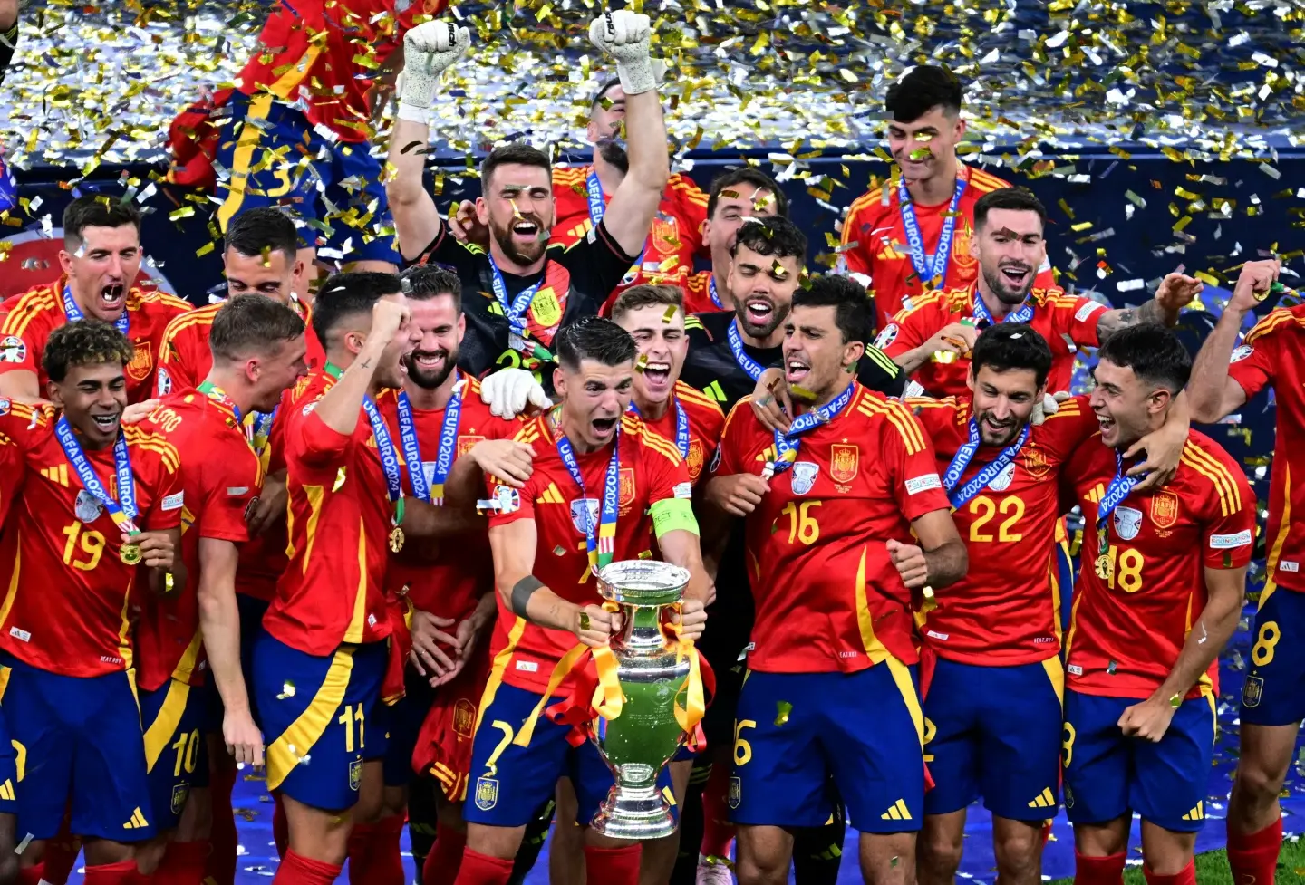 Spain wins record European Championship title by inflicting loss on England